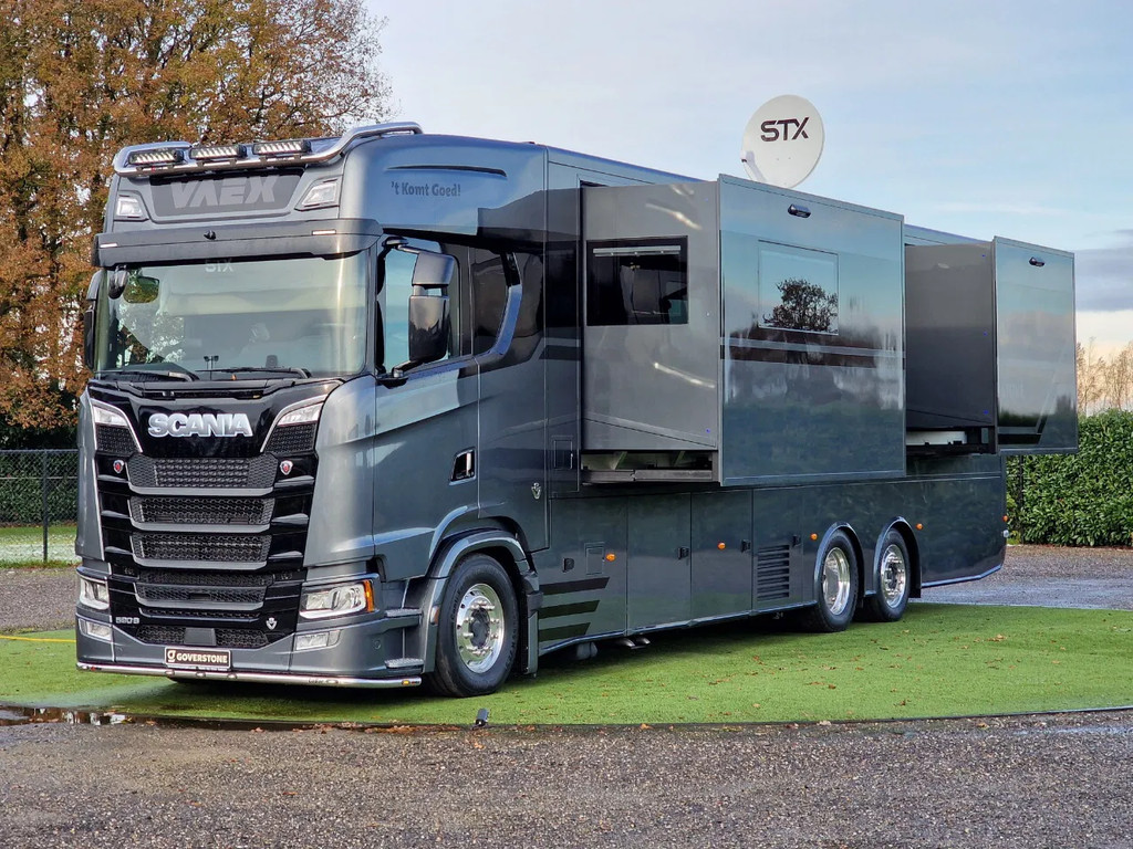 Scania 590S 6x2*4 STX 3x pop out - V8 - Demo/New - Full spec - Goverstone