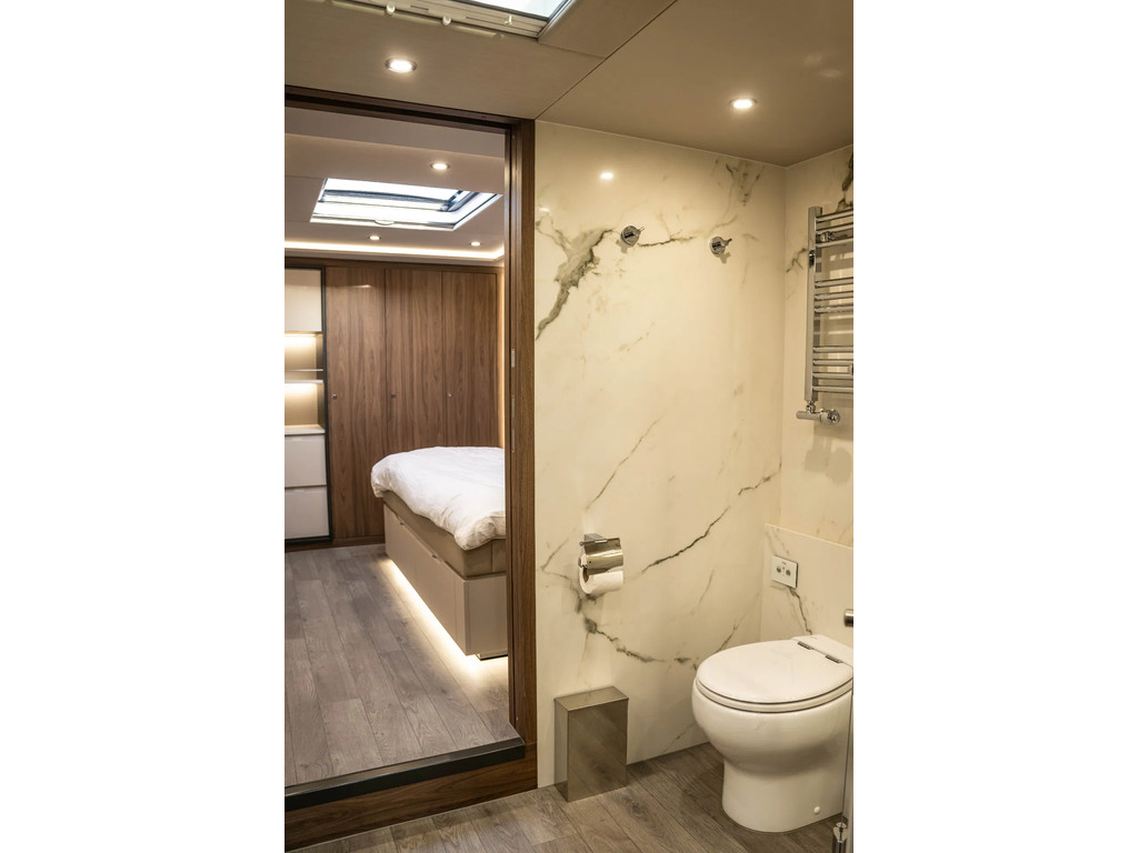 Scania 590S 6x2*4 STX 3x pop out - V8 - Demo/New - Full spec - Goverstone