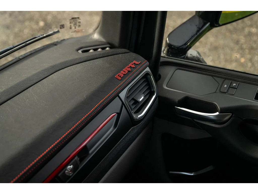 Scania 590S 6x2*4 STX 3x pop out - V8 - Demo/New - Full spec - Goverstone